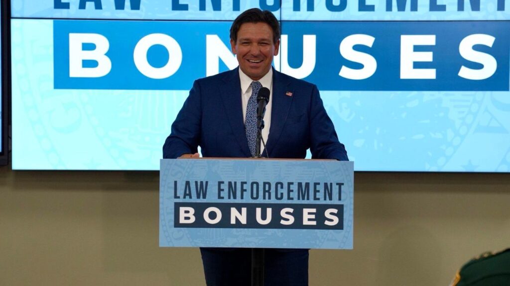 DeSantis Announces 9,400 Recruitment Bonuses for New Florida Law ...